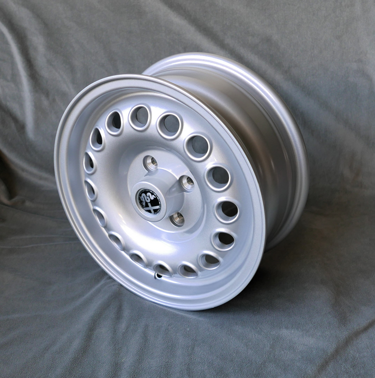 Iconic Alloys - Retro, Classic & Race Wheels