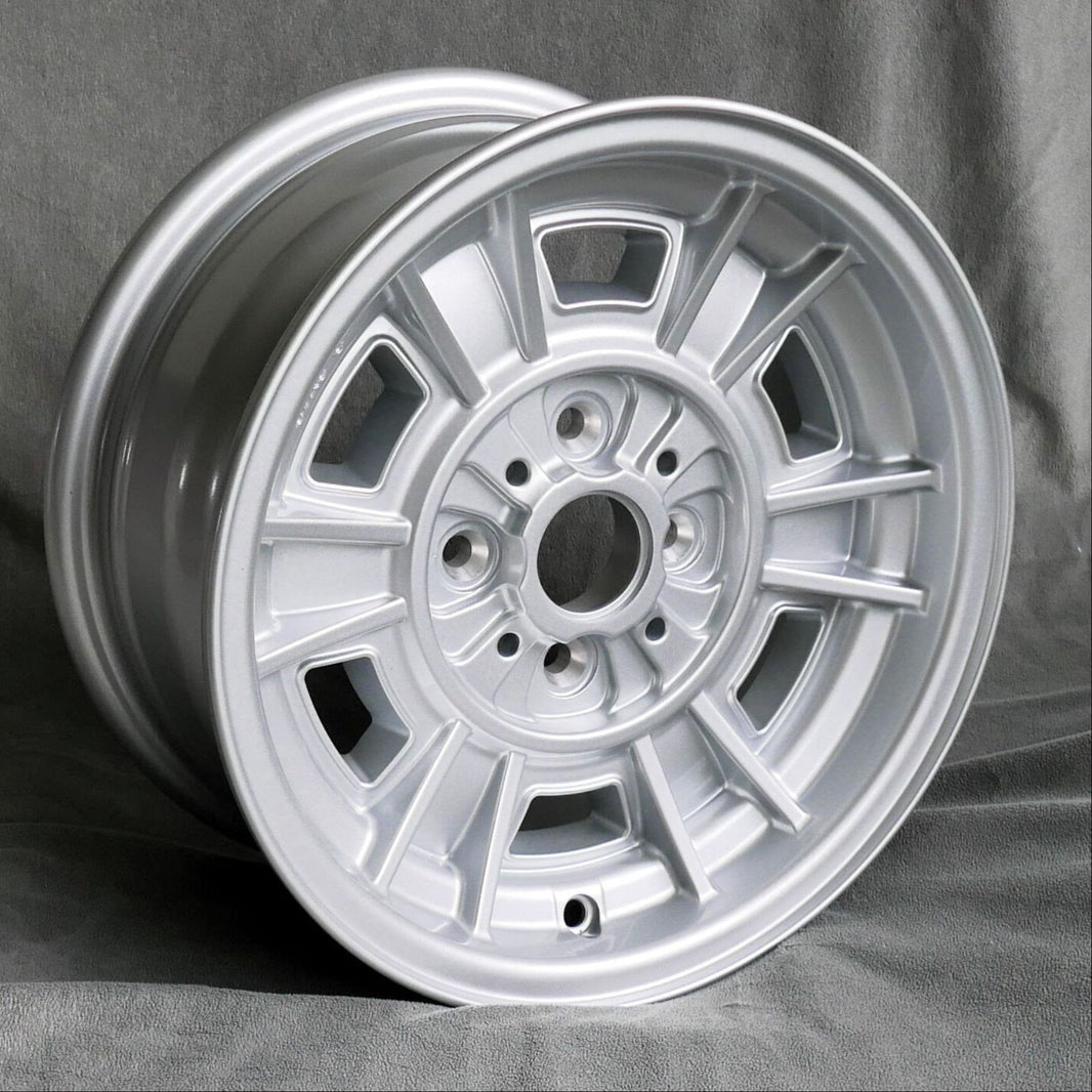 4x98 PCD – Iconic Alloys