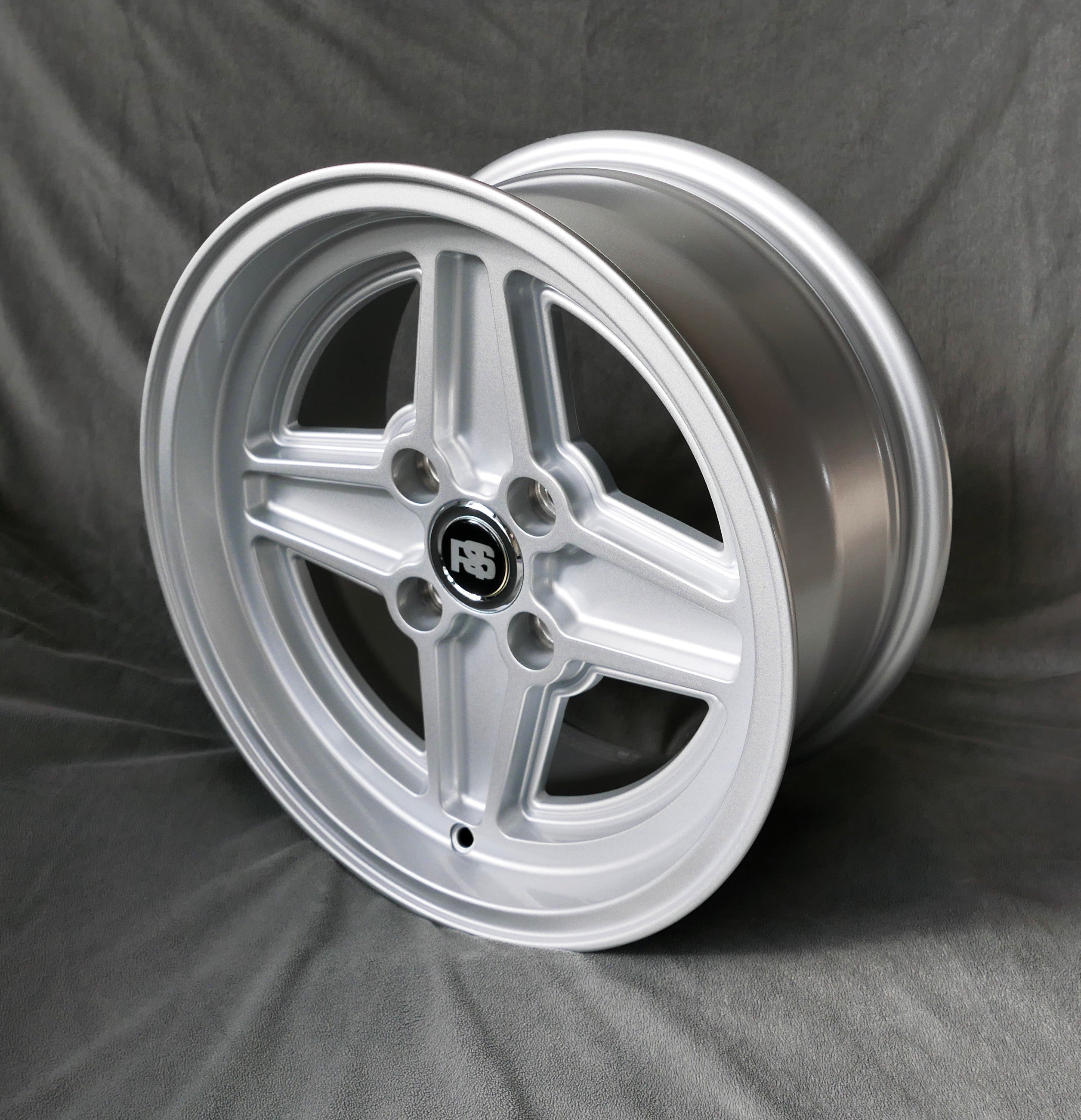 Maxilite Ford RS Ronal Style 15x7" 4x108 PCD ET+5 Silver Alloy Wheel ...