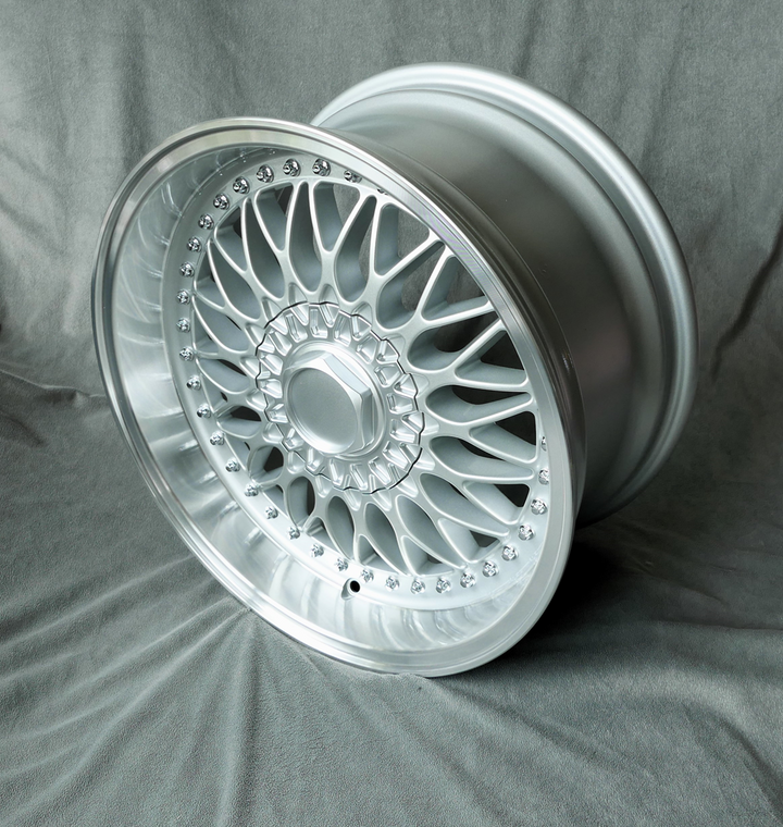 17" Diameter – Iconic Alloys