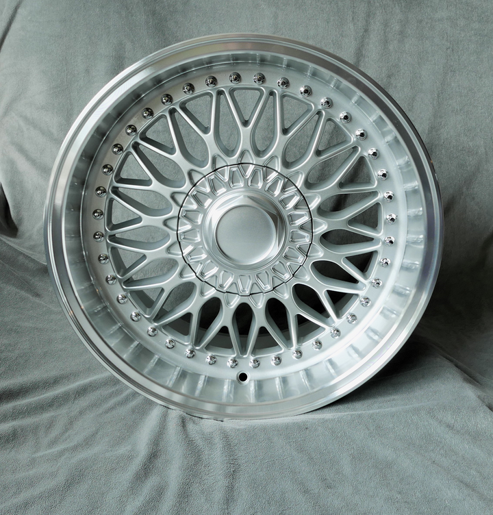 17" Diameter – Iconic Alloys